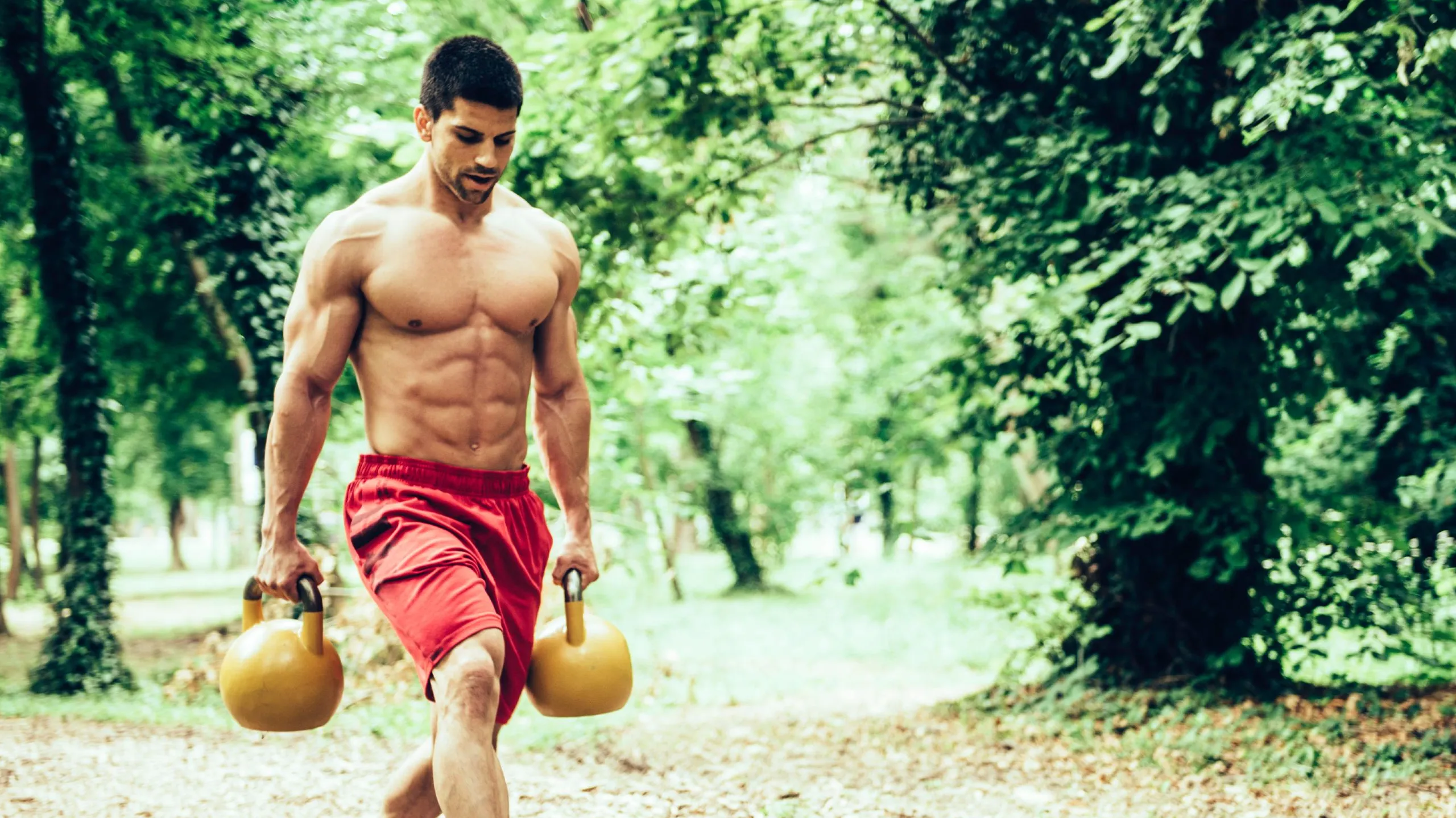 Por qué la caminata del granjero se volvió tendencia en fitness para ...