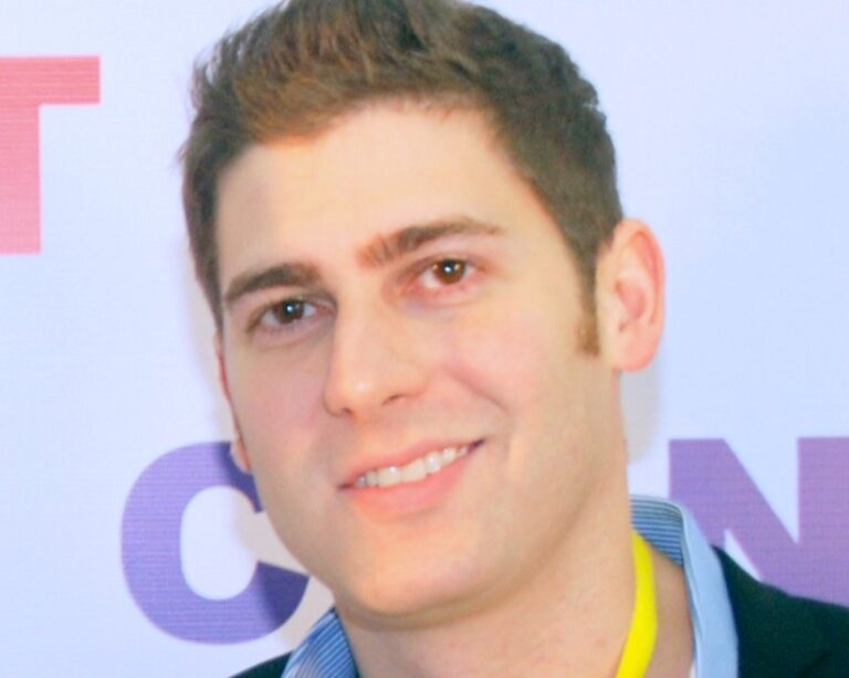 Brasileiro que ajudou a desenvolver rede social queridinha tem fortuna ...