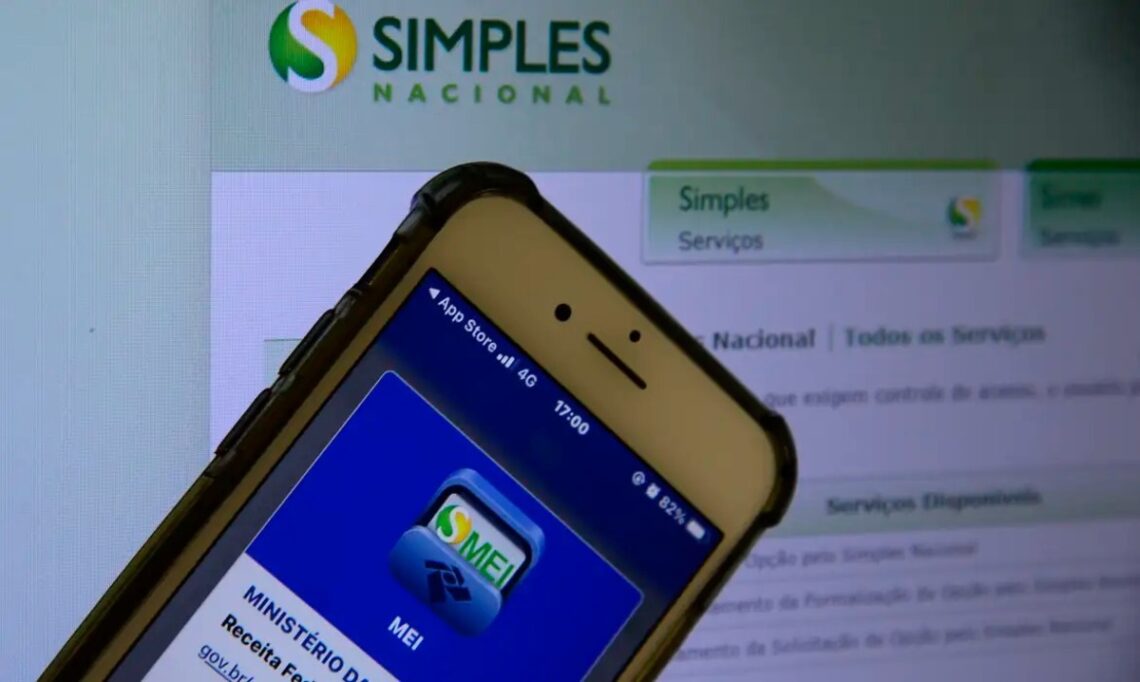 Como consultar todas as notas emitidas pelo MEI no ano?